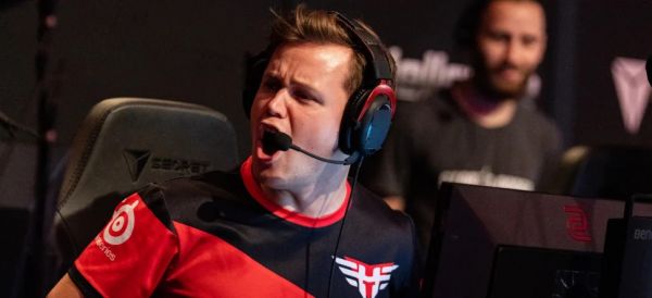 Snappi officially introduced as c0ntact captain