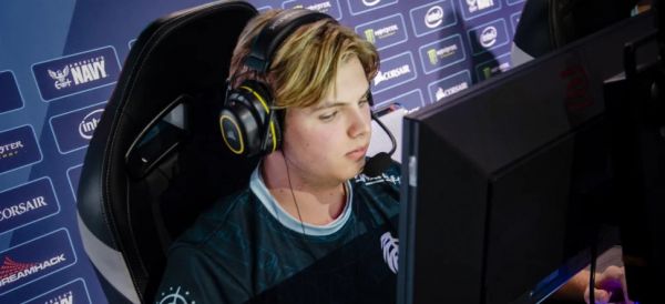 FaZe signed Kjaerbye