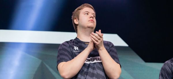 fnatic bench JW; aim for international lineup