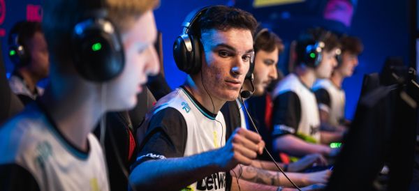 NIP and Astralis make successful PGL Major Stockholm 2021 Legends Stage debut