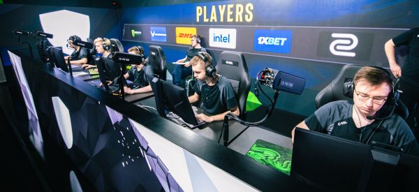 Players and Outsiders logos for Europe RMR unveiled