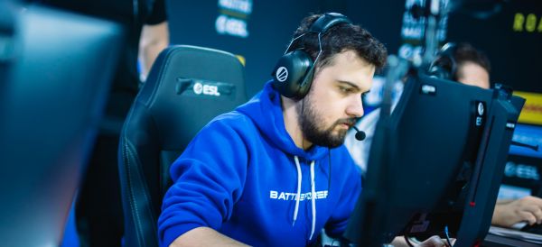 Eternal Fire put paz on the bench upon his request [Updated]