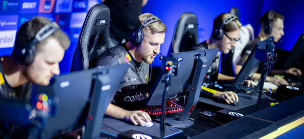 BIG and Evil Geniuses off to winning start at IEM Rio Major 2022