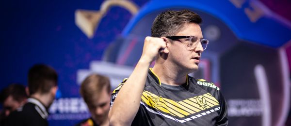 apEX assures that he is not going to retire