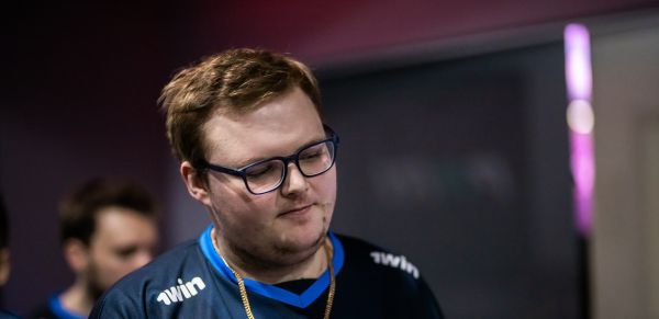 harumi: 1WIN bench Boombl4