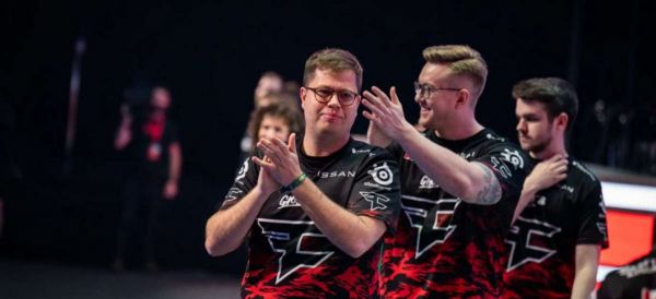 FaZe – Thunderpick World Championship 2023 winners