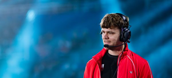 NEO confirmed as FaZe's permanent coach