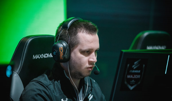 markeloff plays first official CS match in six years