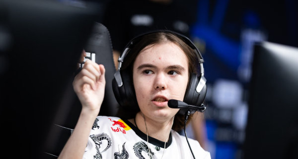 donk wins second season of CS2 FACEIT in Europe