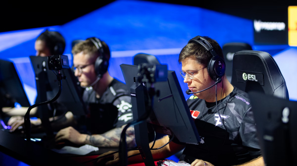 FaZe into BLAST Premier Fall Final 2024