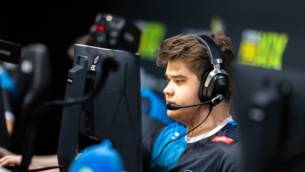 Official: GamerLegion benches aNdu