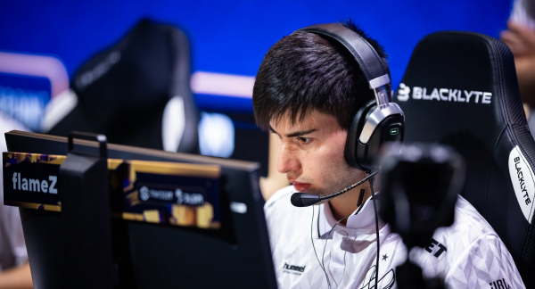 Insider: flameZ declines transfer to G2 and extends his contract with Vitality