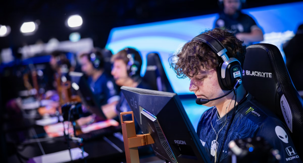 Liquid benches YEKINDAR