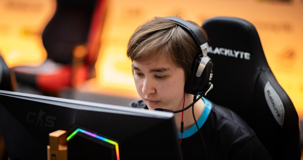 Virtus.pro rounds out CS2 roster