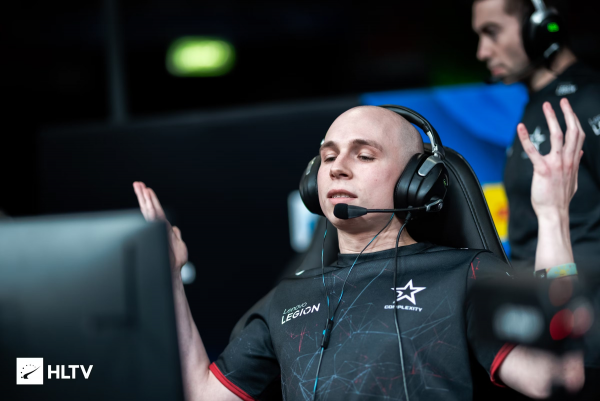 Official: EliGE departs Complexity