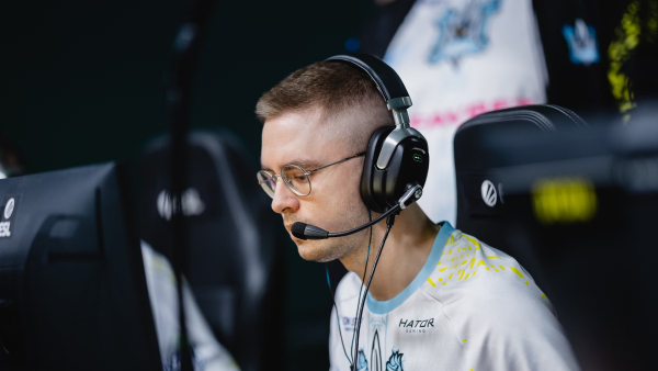 G2 unveils new player