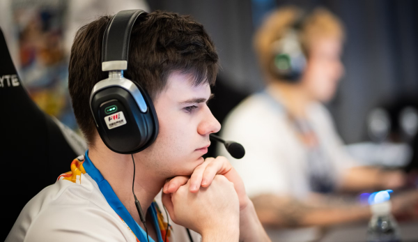 9 Pandas bench their entire CS2 roster