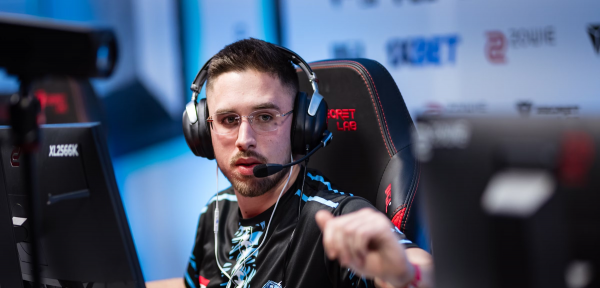 ECLOT signs two new players
