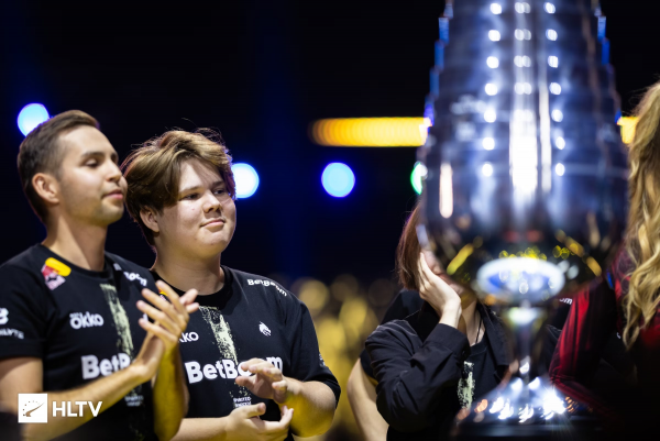 Team Spirit returns to top 3 in HLTV ranking