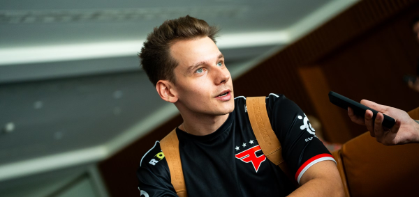 Insider: frozen to move to NAVI